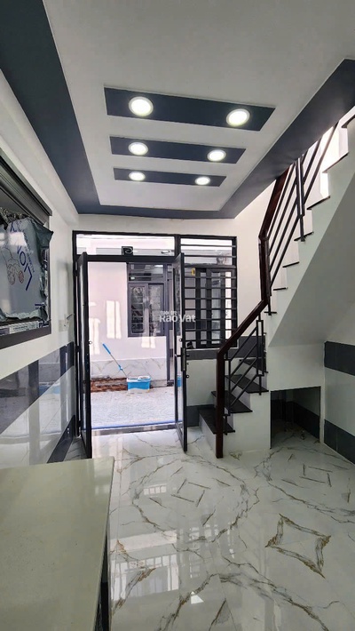 Nhà 1 trệt 1 lầu ngay Cụm KCN Hoàng Gia, giá 195 triệu nhận nhà ở ngay